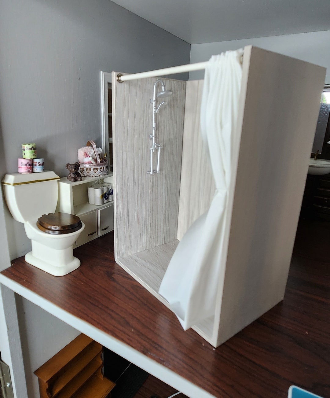 1:12 Pale Wood Grain Shower - Etsy