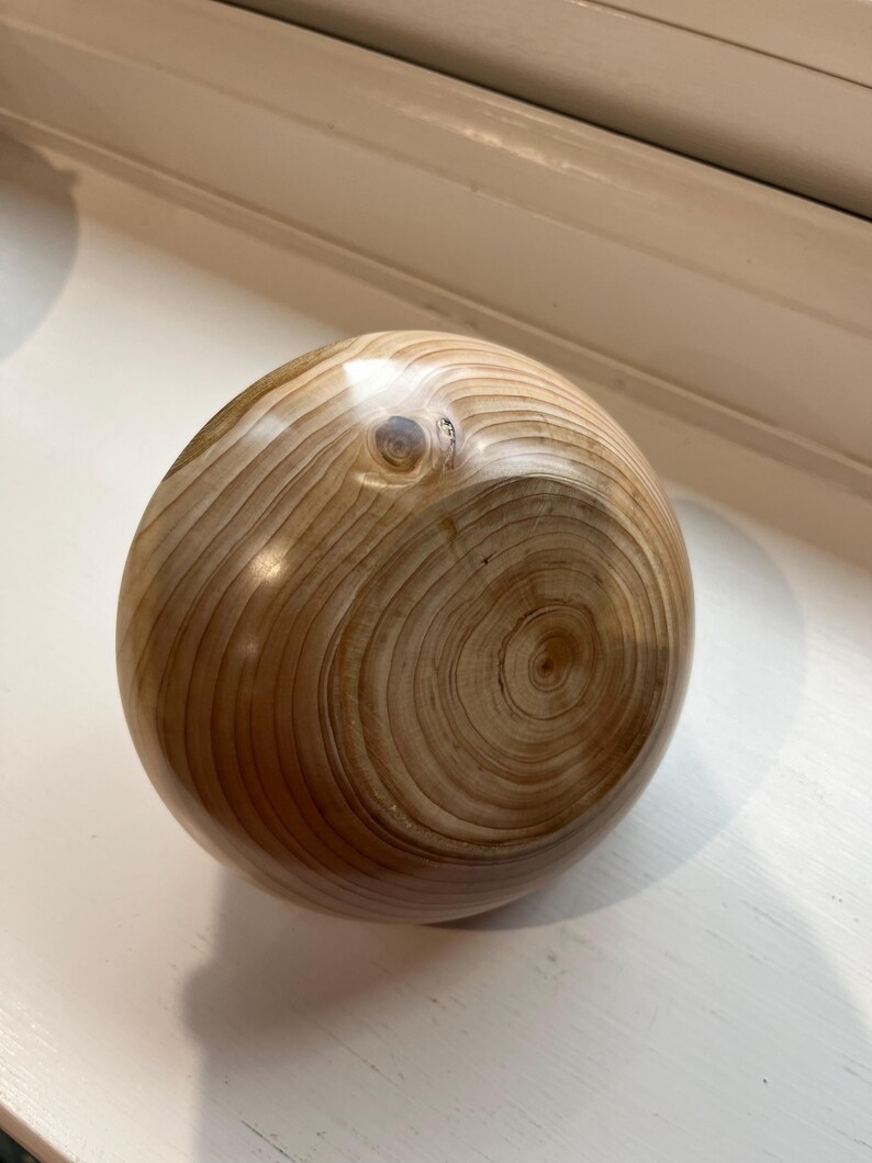 Hand Turned Wooden Lidded Pot With Finial. Sycamore Pot and Finial ...