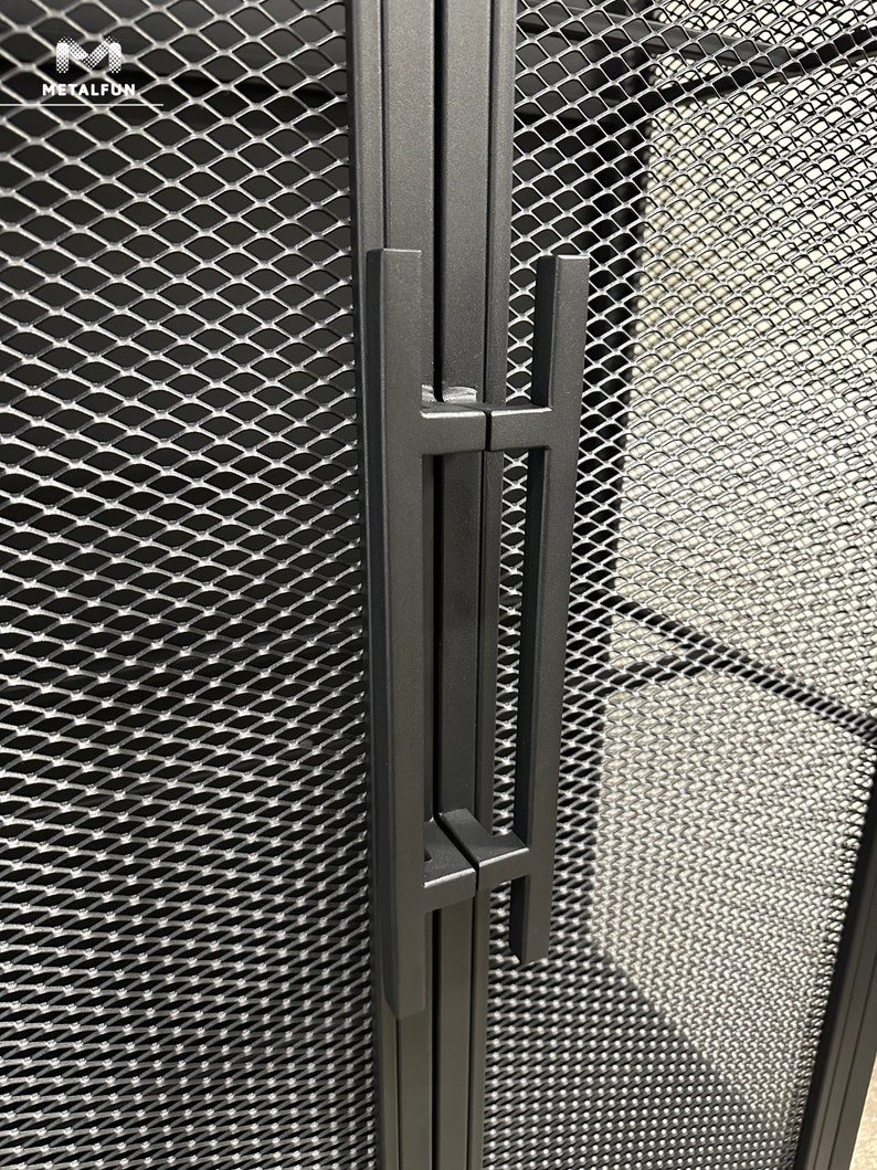 Elegant Showcase for the Living Room | Unique Metal Bookcase | METALFUN ...