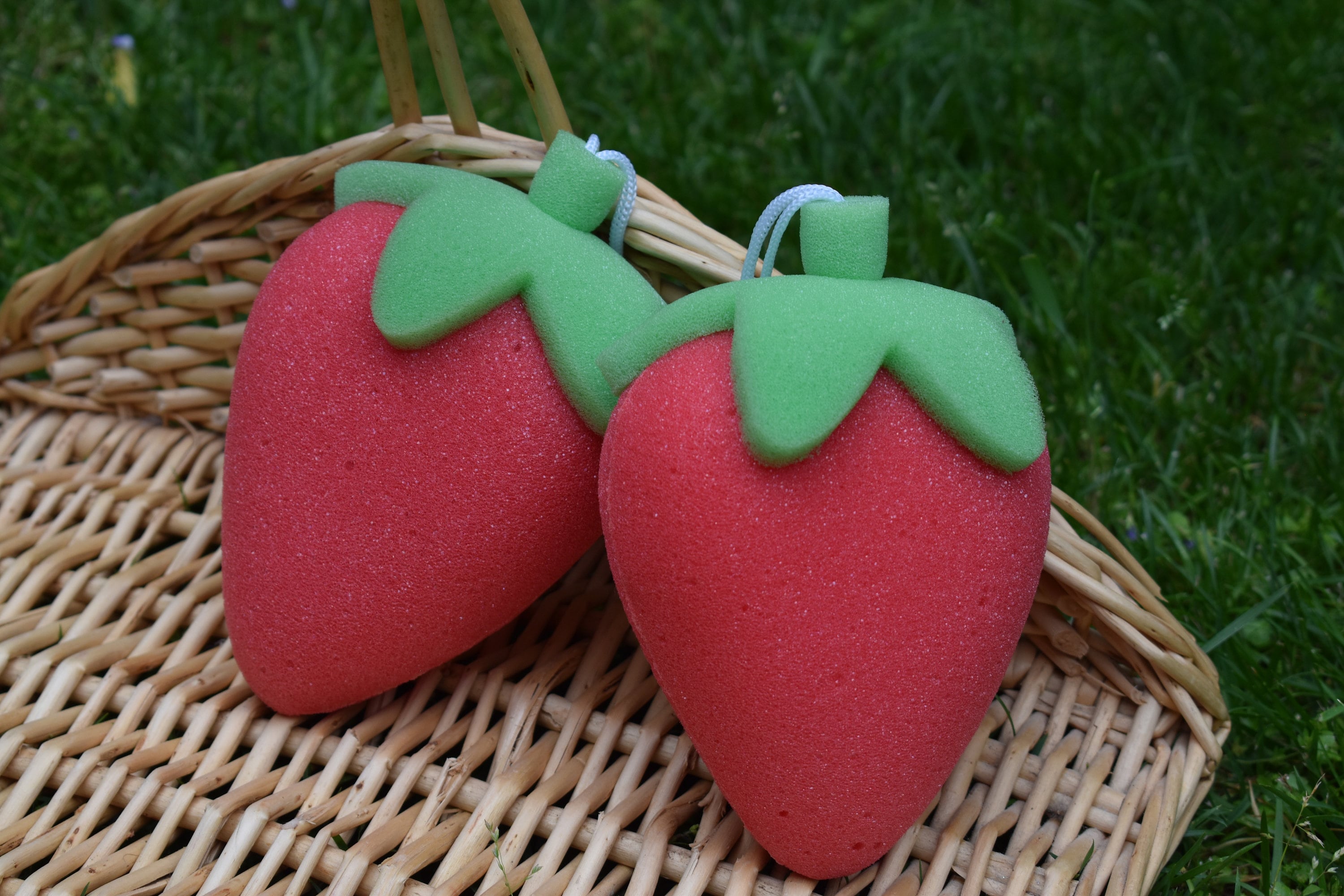 Strawberry Bath Sponges | Cute Fun Bathing Accessories | Eco-friendly ...