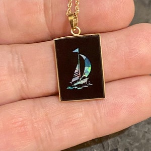 Vintage Opal Inlay Sailboat in Jet Stone With 14kt Gold Surround and 20 ...