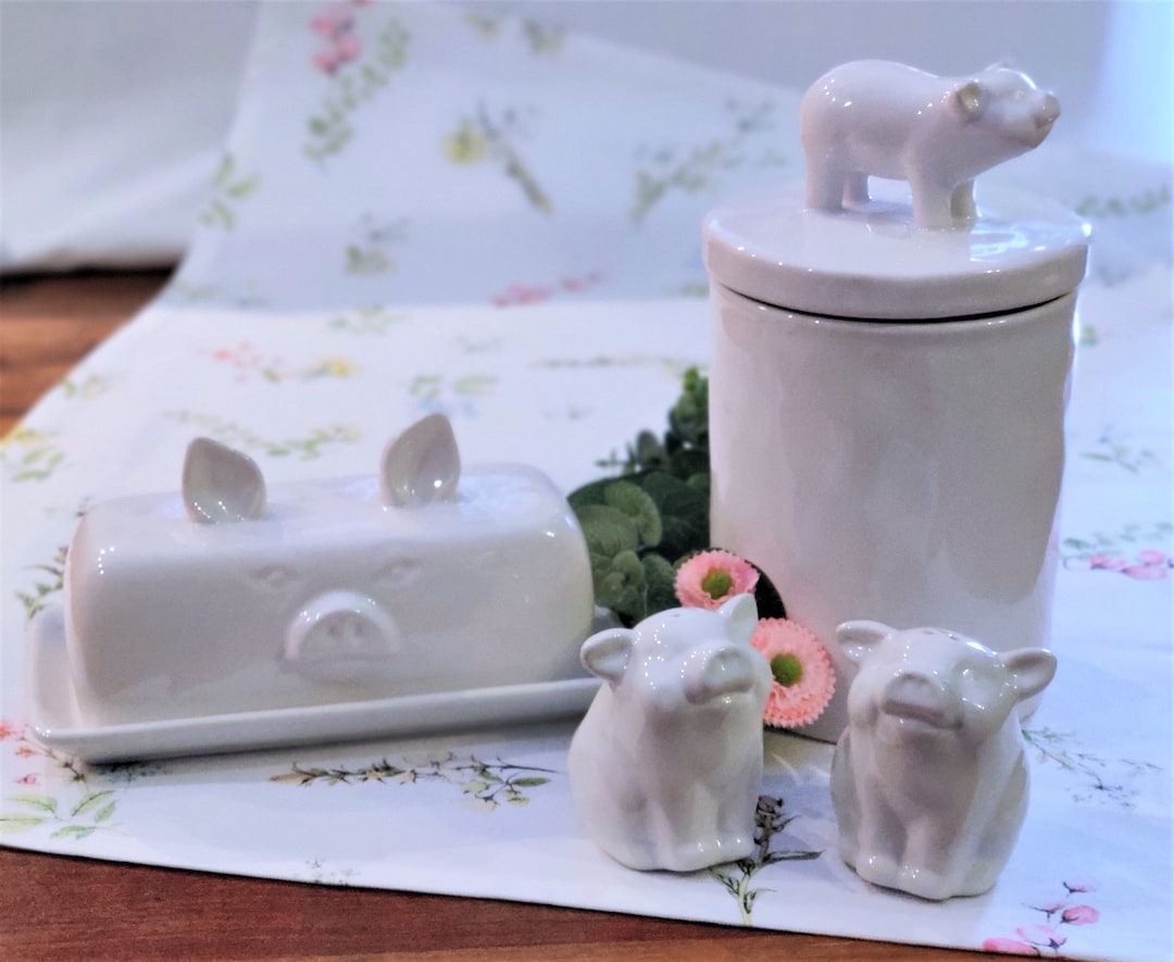 Pig Storage Jar Butter Dish Salt and Pepper Shaker Tableware Set Gift ...