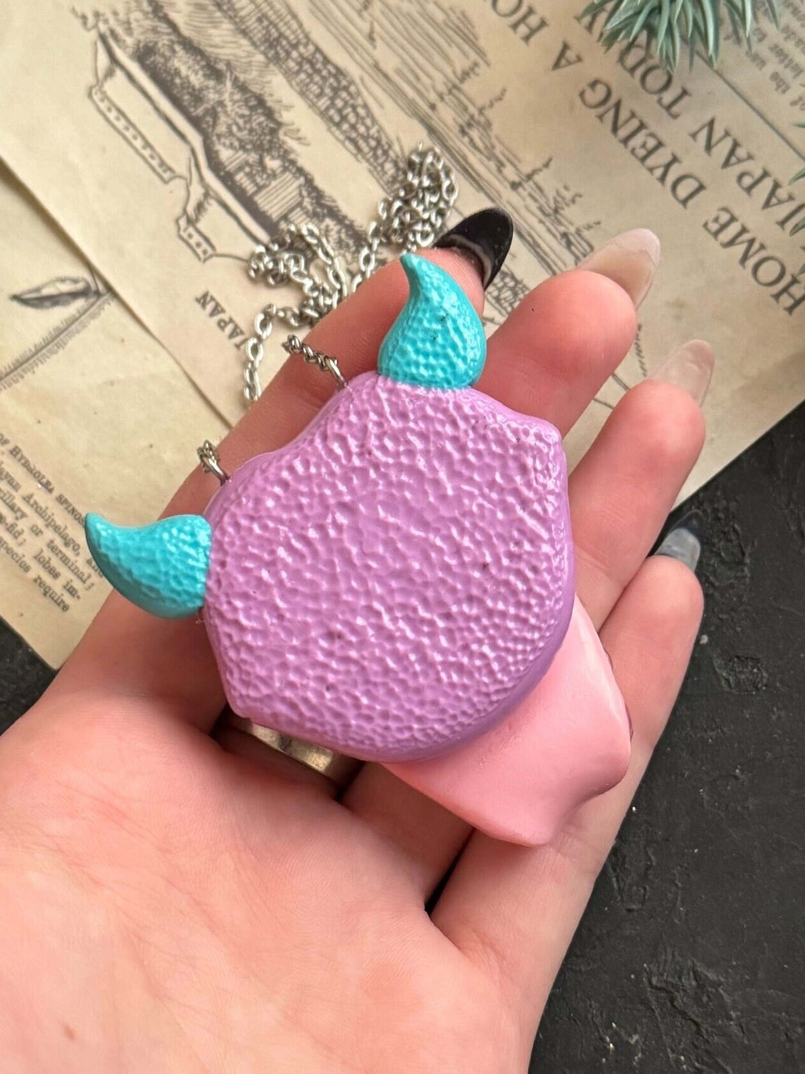 Lip Necklace Pastel Pink Violet Devil Creepy Vampire Hot Lips Mouth ...