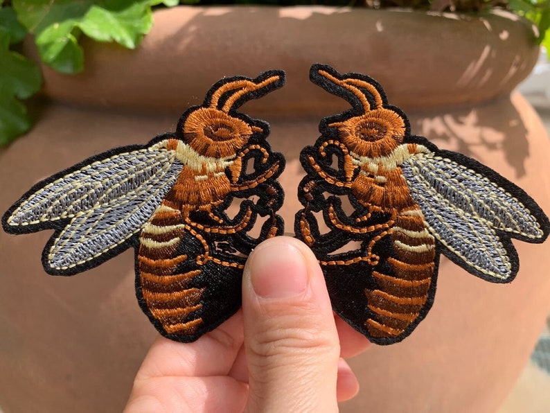 Wasp Patch Iron on Patch 2PCS A Pair of Wasps Patch - Etsy