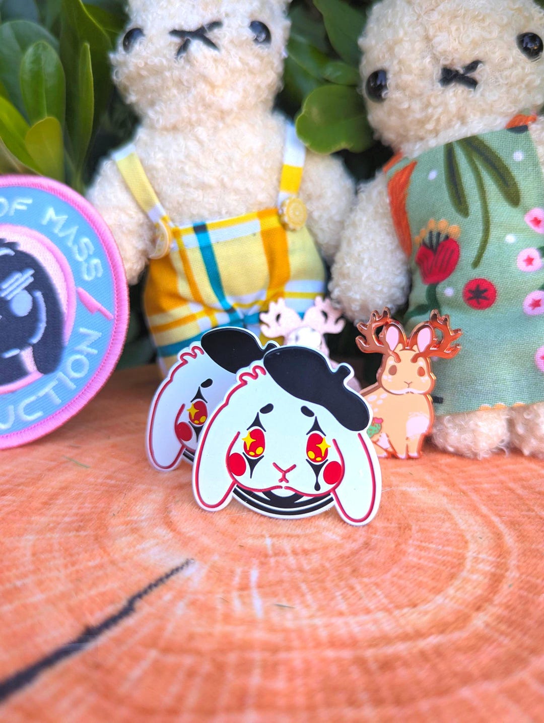 Memo the Mime | Rabbit Mime Clown Soft Dyed Enamel - Etsy