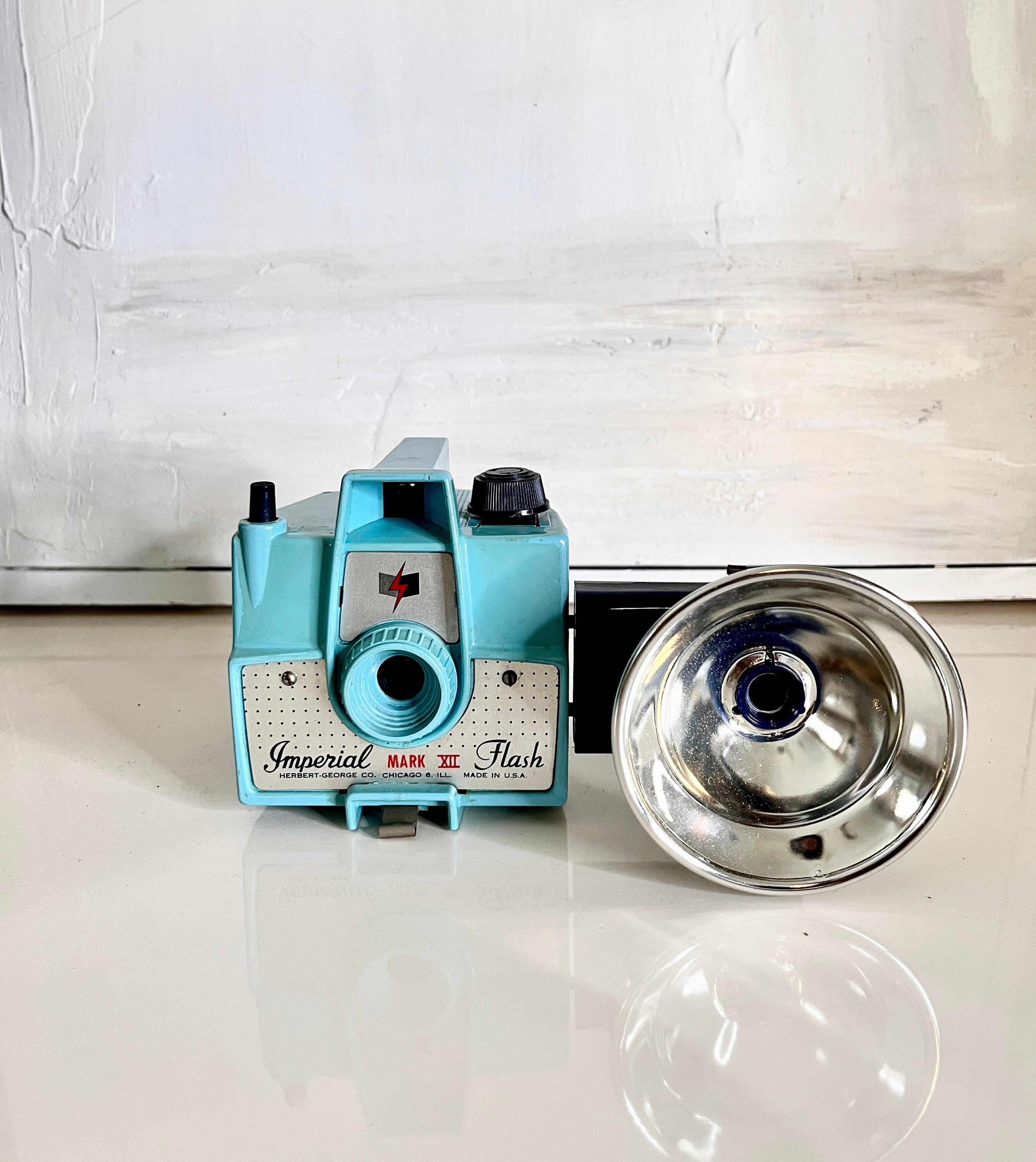 1950's Vintage Flashbulb Camera, Imperial Mark XII in Original Box ...