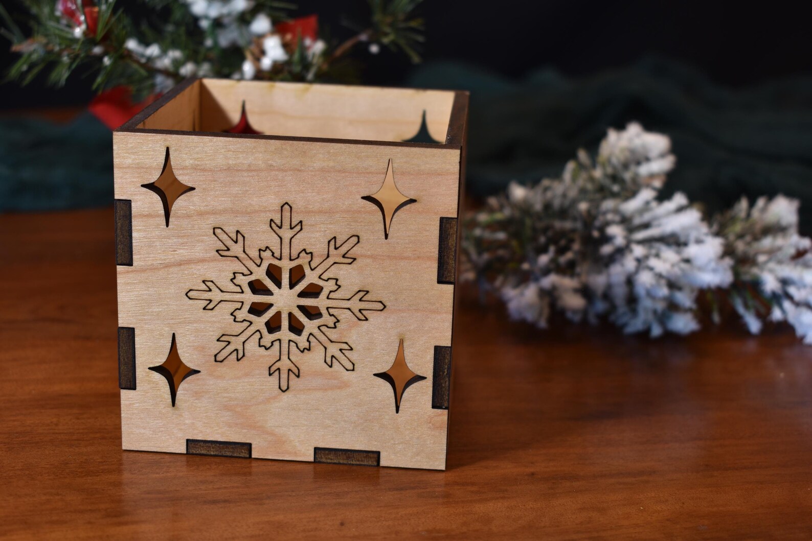 Set of Three (3) Snowflake Lanterns. - Etsy