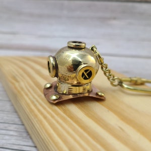 Divers Helmet, Scuba Diving, Scuba Diver Gift, Helmet Keychain Diving ...