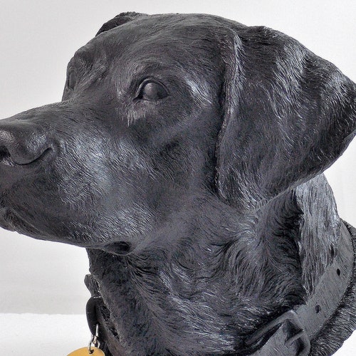 Black Lab Memorial Urn - Etsy