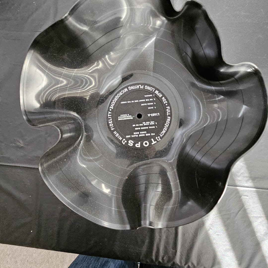 Handmade Vinyl Record Bowl: Upcycled Table Decor, Sustainable Gift ...