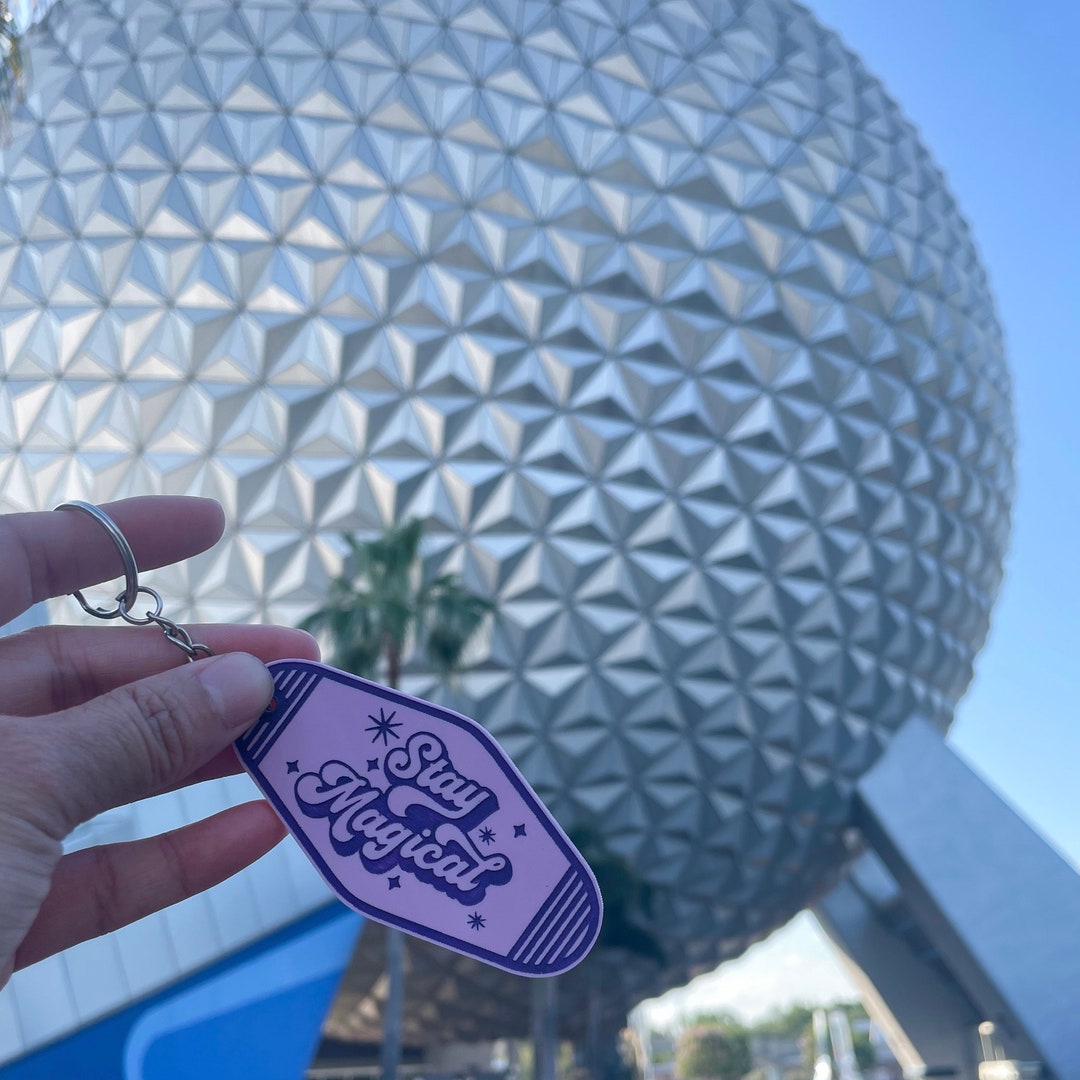 Stay Magical Keychain - Etsy