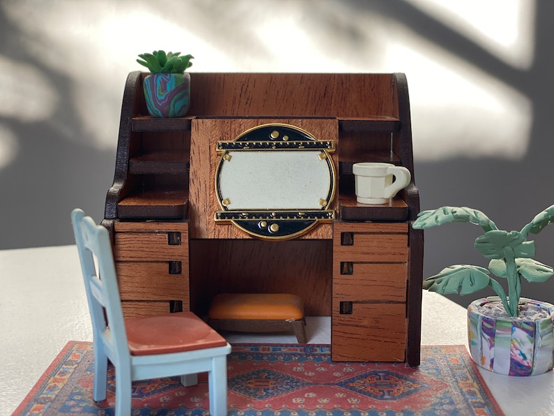 2D Animation Desk Pin Display Miniature Animator Gift - Etsy