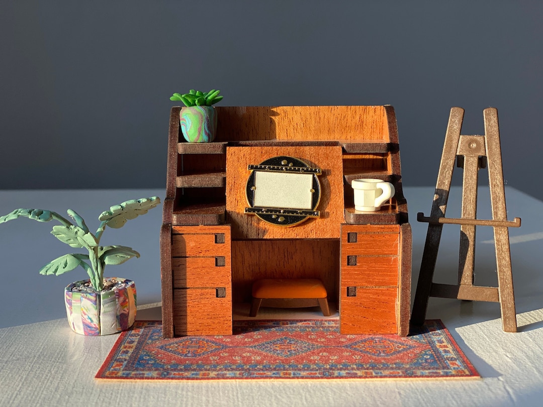 2D Animation Desk Pin Display, Miniature Animator Gift, Animation Gift ...