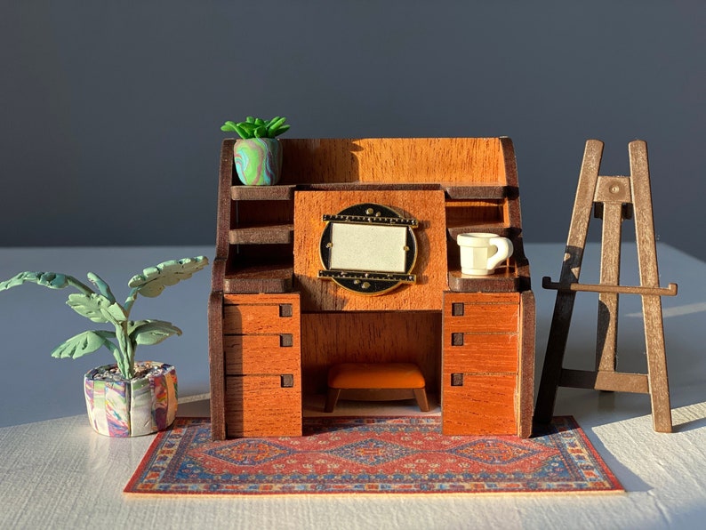 2D Animation Desk Pin Display Miniature Animator Gift - Etsy