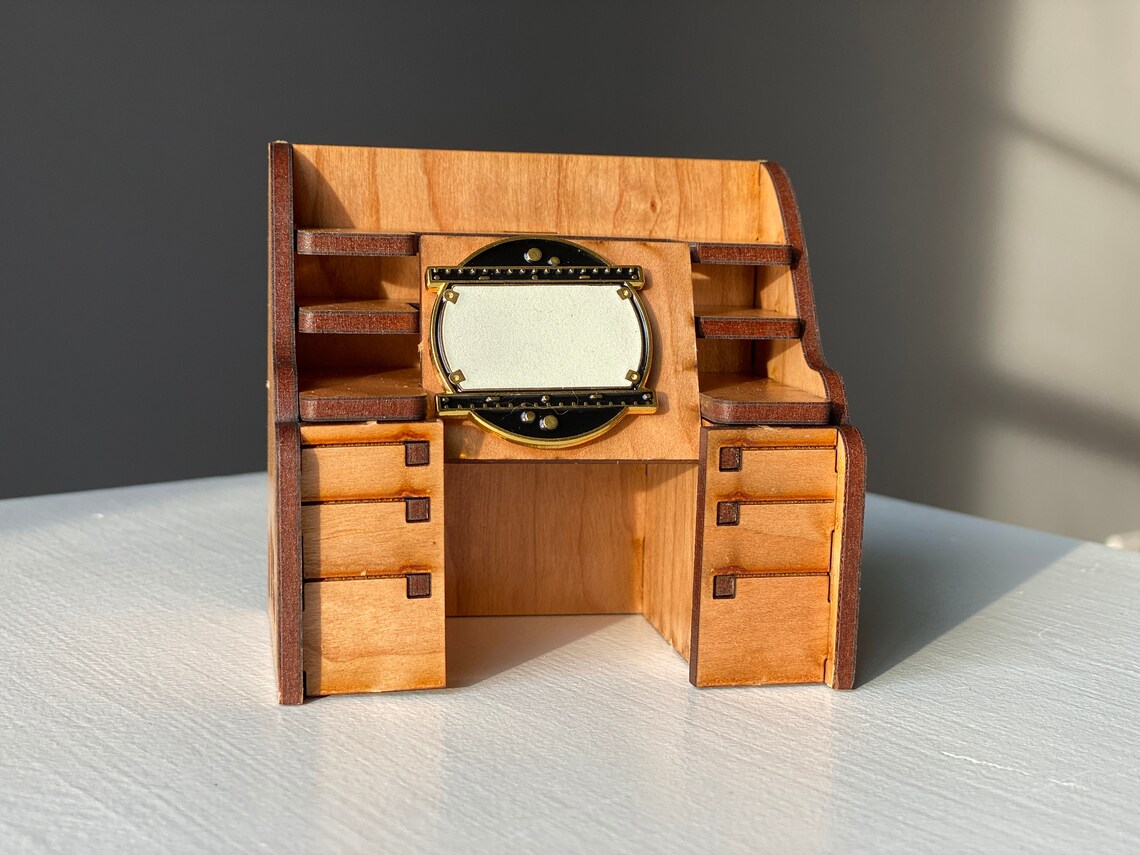 2D Animation Desk Pin Display Miniature Animator Gift - Etsy