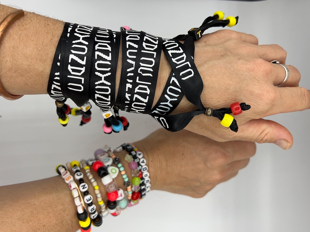 Twenty One Pilots Friendship Bracelet. Clancy Stole Bracelets for the ...