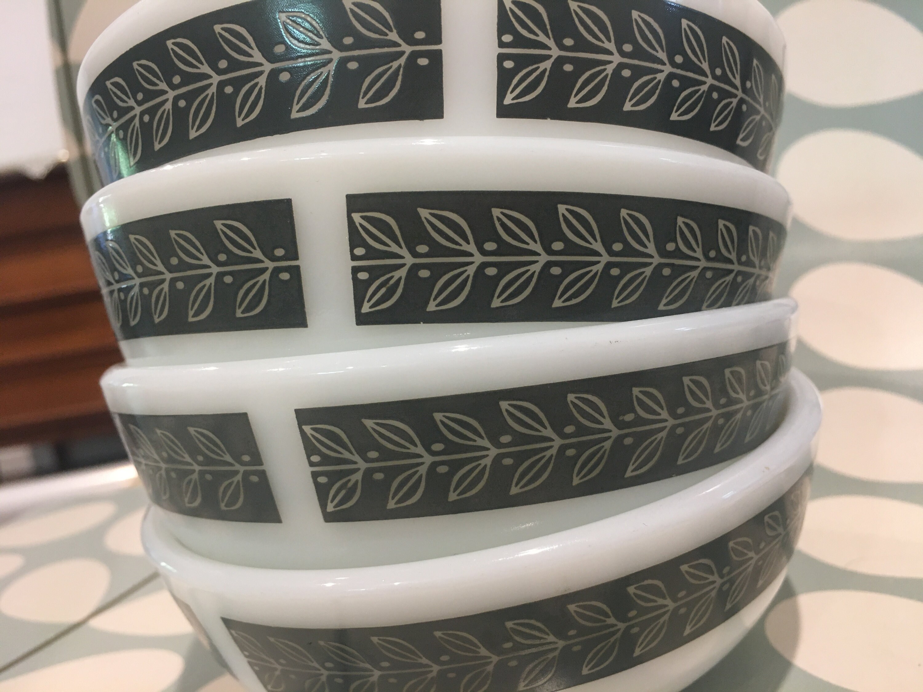 Vintage Pyrex Laurel Leaf Dessert Bowl Set - Etsy