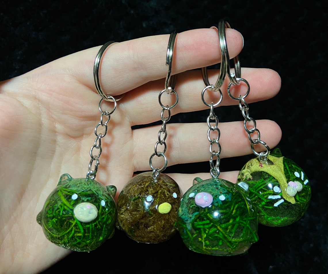Mossy Buddies- Cute Animal Keychains With Moss - Etsy UK