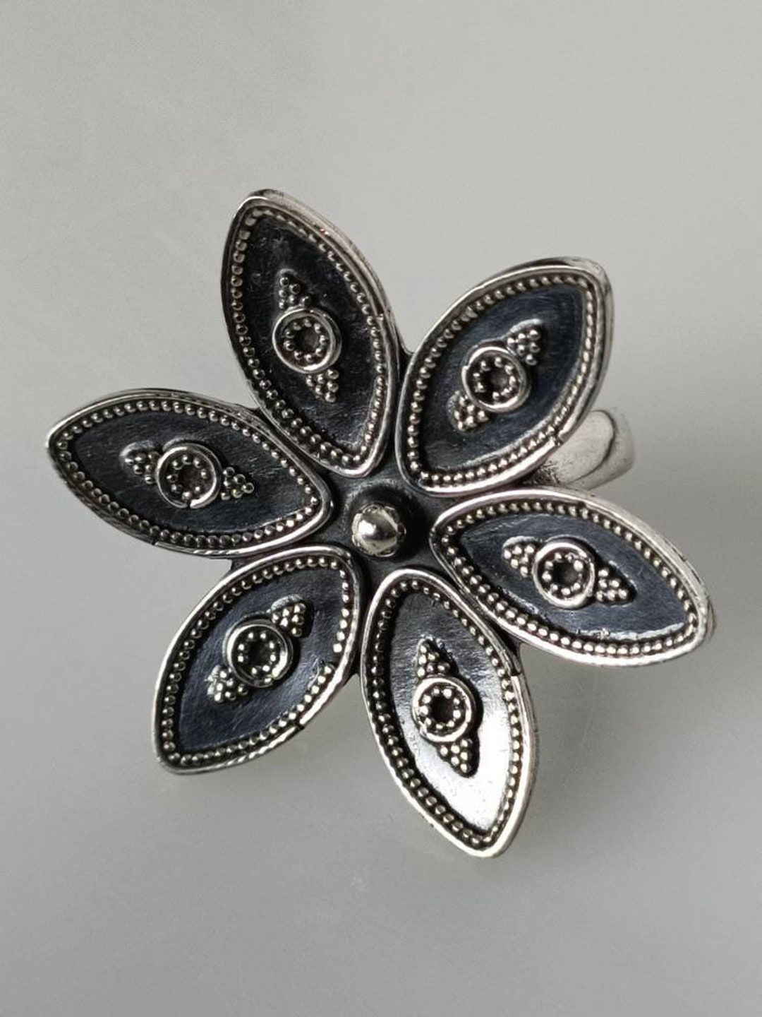 Large Flower Ring Spring Flower Ring Silver Flower Ring - Etsy