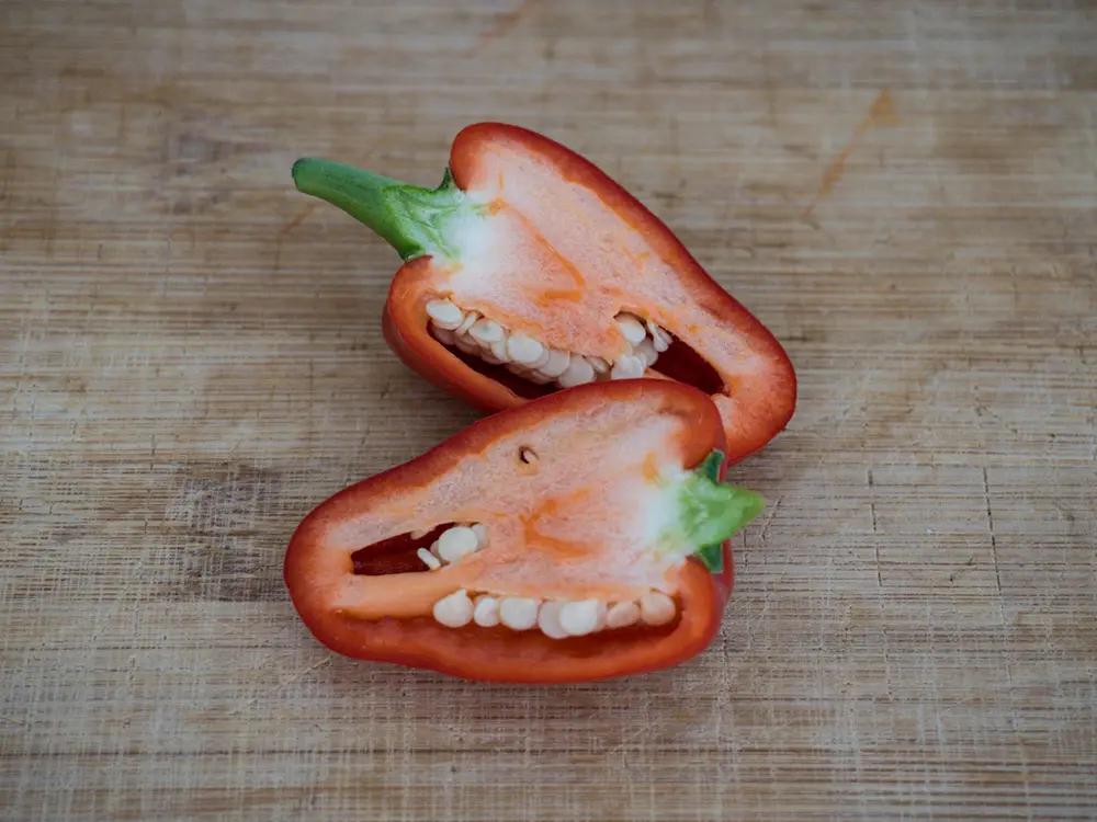 Aleppo 37 Pepper Seeds: Rare Middle Eastern Chili, Sweet & Mild Spice - Etsy