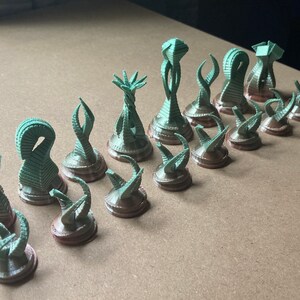 3D Printed Dead Space Inspired Alien Chess Set of 17 - Etsy