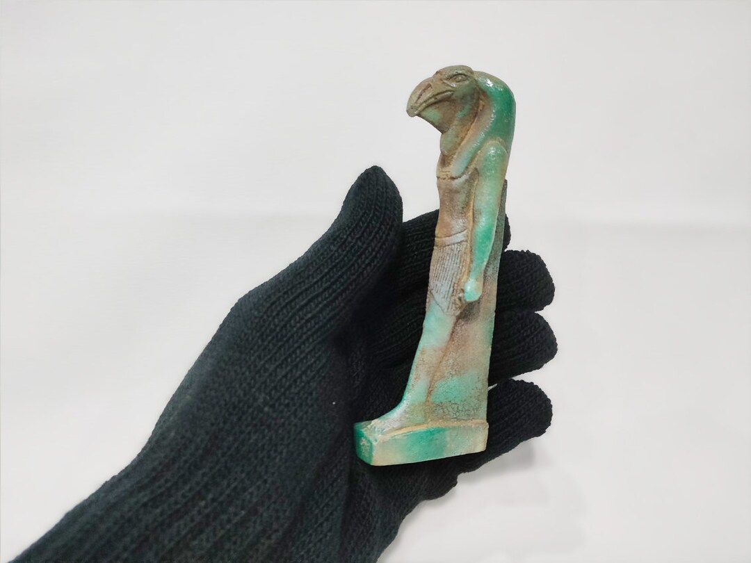 Egyptian Statue of Thoth. Moon God. God of Writing and Wisdom. Djehuti ...