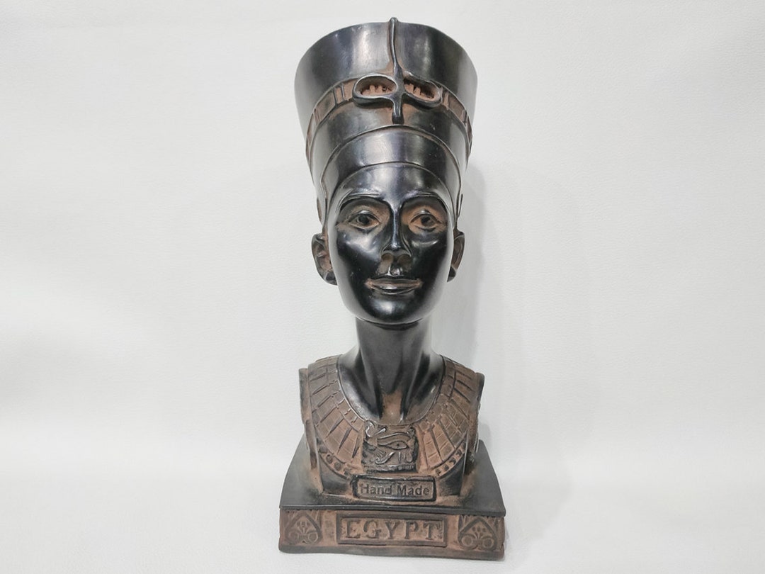 A Wonderful Statue of Queen Nefertiti in the Old Black Color. 10 Inch ...