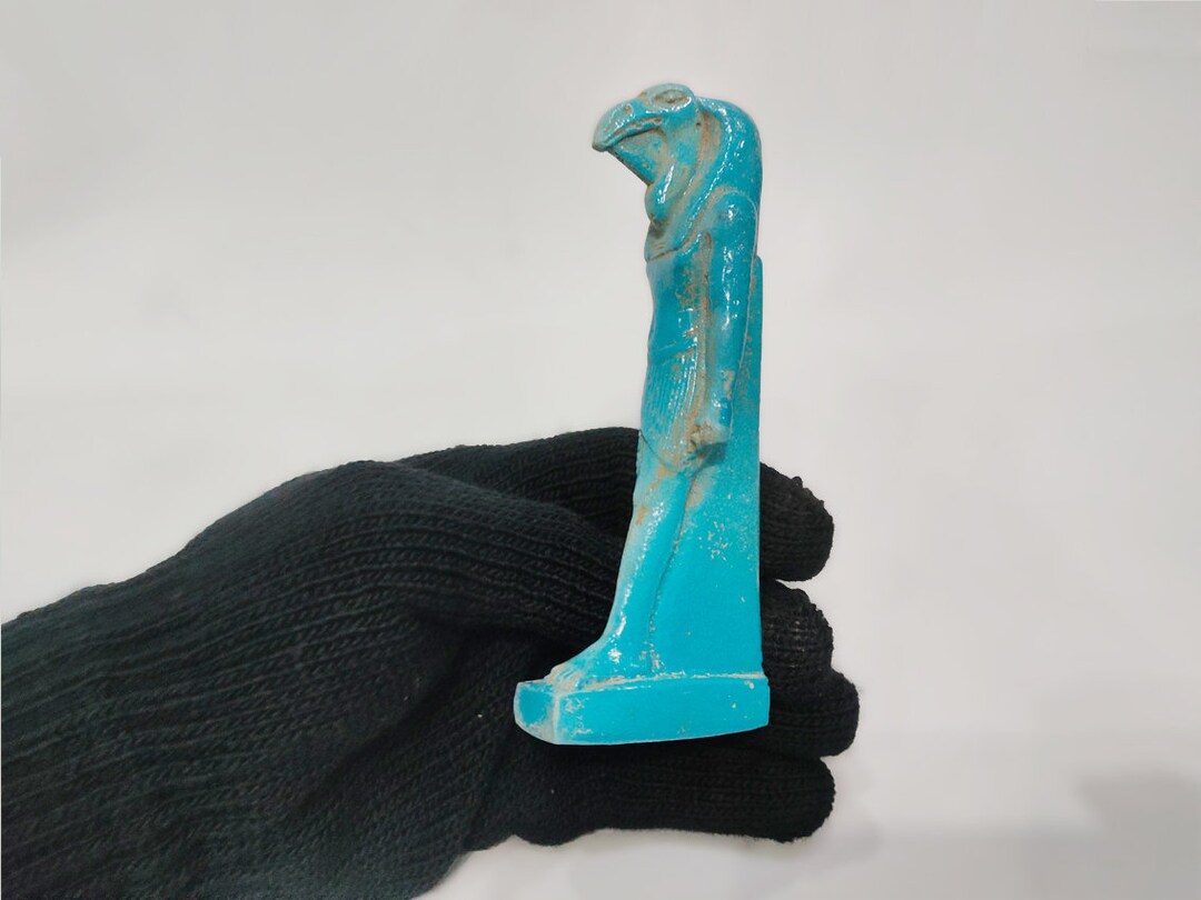 Egyptian Statue of Thoth. Moon God. God of Writing and Wisdom. Djehuti ...