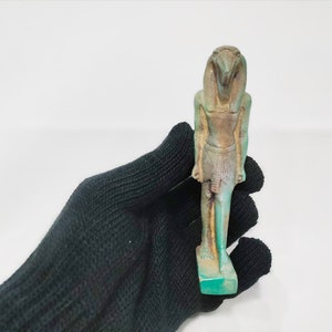 Egyptian Statue of Thoth. Moon God. God of Writing and Wisdom. Djehuti ...