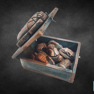 Antique Scarab Box A Rare Box Topped With a Large Scarab and Inside It ...