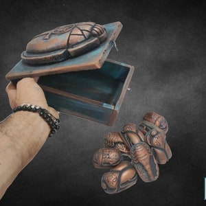 Antique Scarab Box A Rare Box Topped With a Large Scarab and Inside It ...