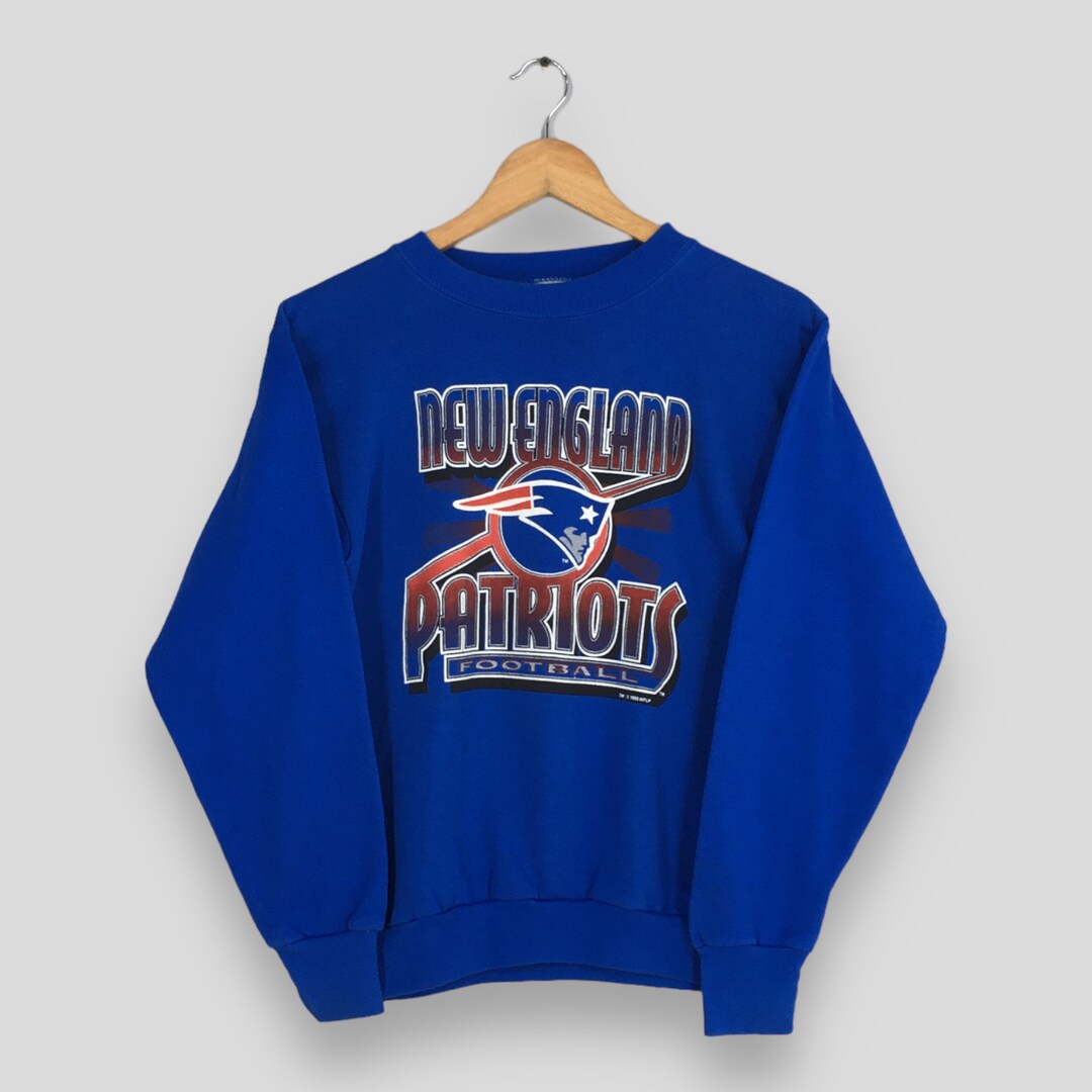 Vintage 1995 New England Patriots Football NFL Blue Sweatshirt Small ...