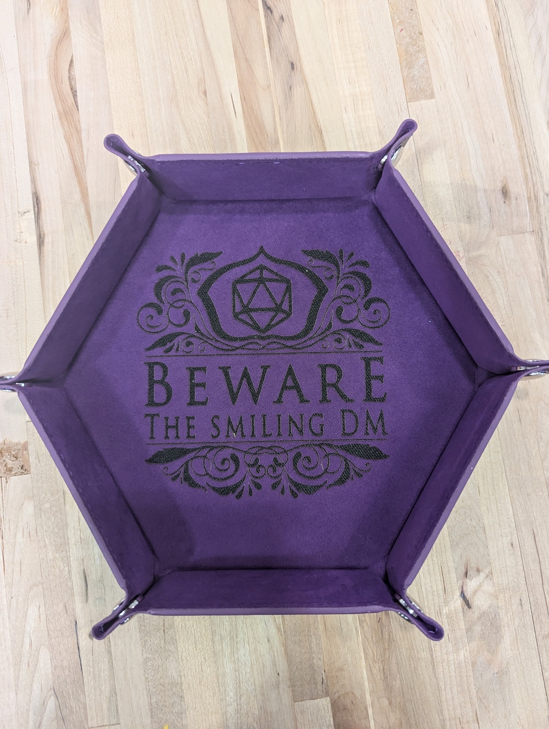 Beware the Smiling DM Dice Tray Laser Engraved D20 Design - Etsy