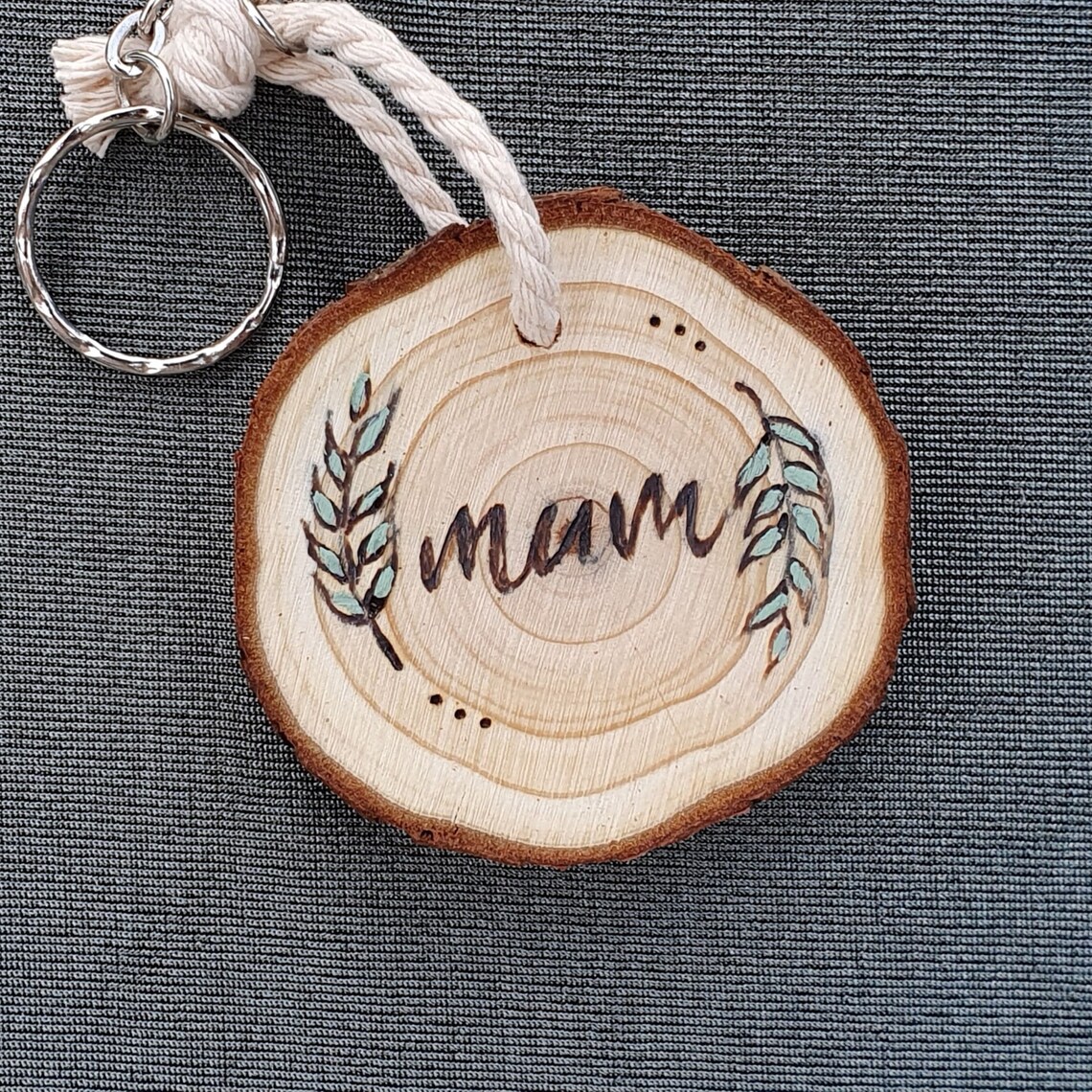 Pyrography Keyring for Mum, Wood Burned Bag Charm, Gift for Mum - Etsy