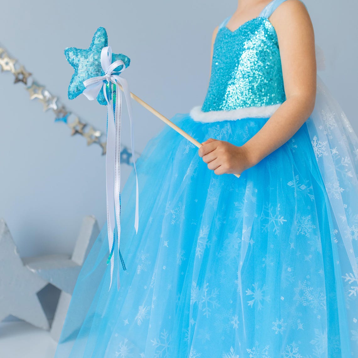 Elsa Princess Costume: Frozen-inspired Dress for Girls Birthday Party ...