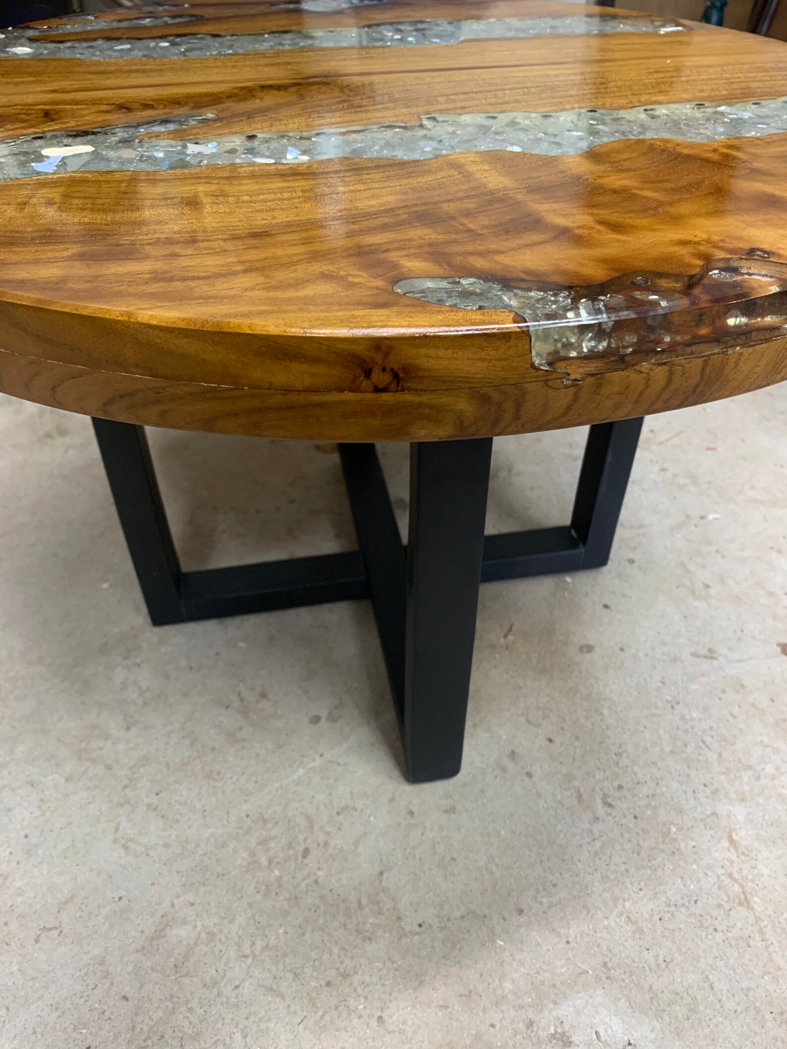 Circle Teak Wood and Resin Table - Etsy