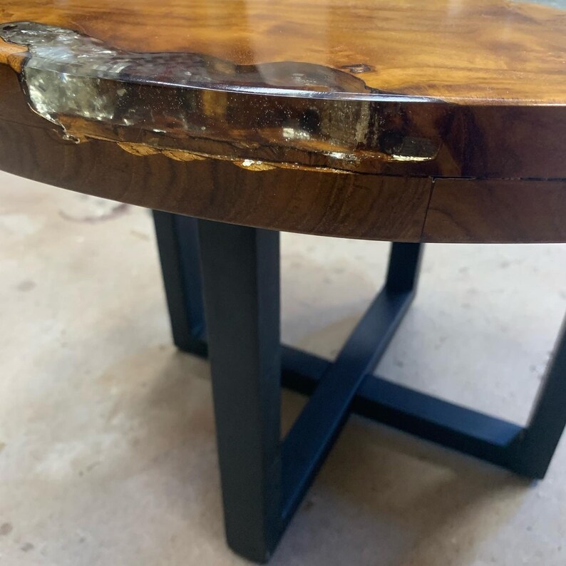 Circle Teak Wood and Resin Table - Etsy