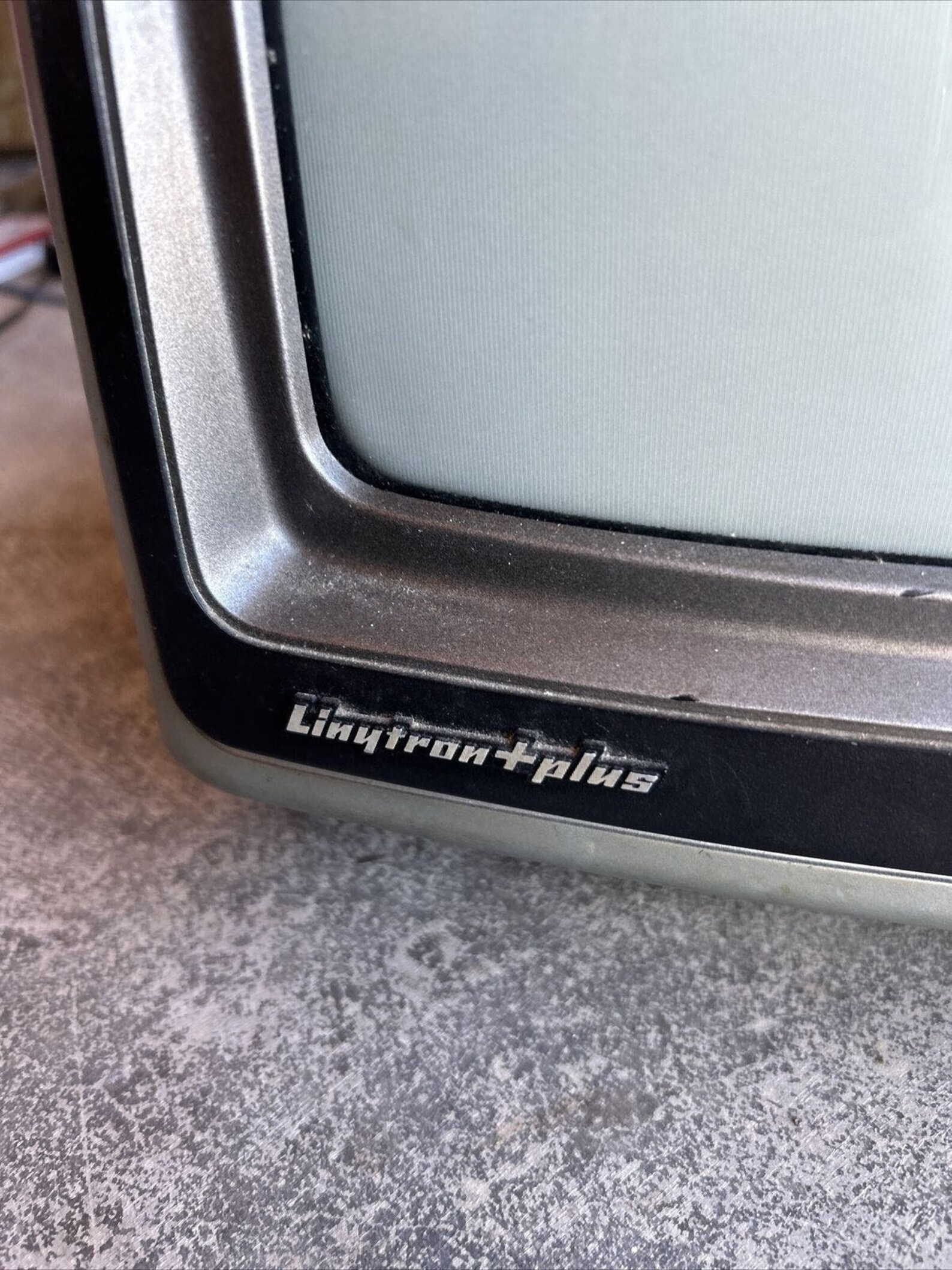 Working Sharp Linytron Plus Color CRT Vintage TV 1970s Retro Gaming ...