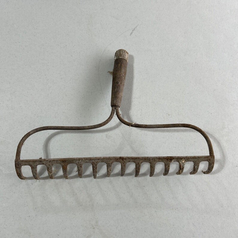 Vintage Antique Primitive Rustic Iron Metal Garden Rake Head W/ 14 ...