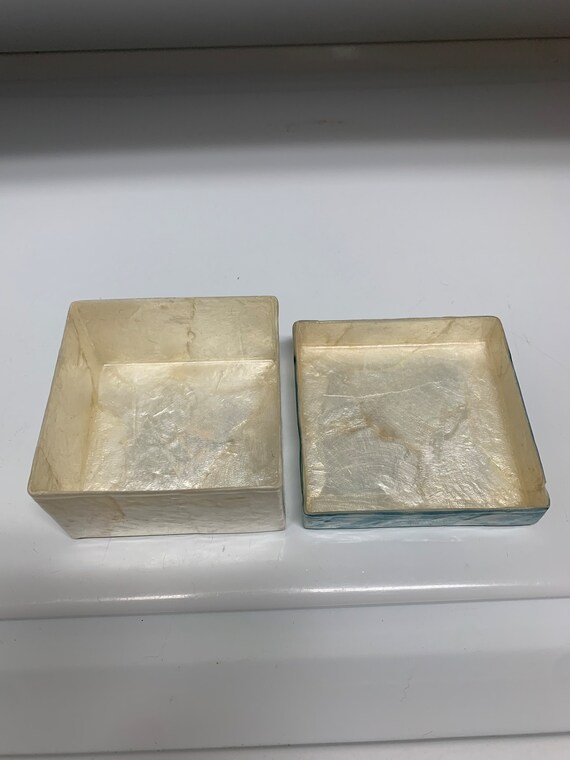 Capiz Shell Trinket Box with Palm Trees - Gem