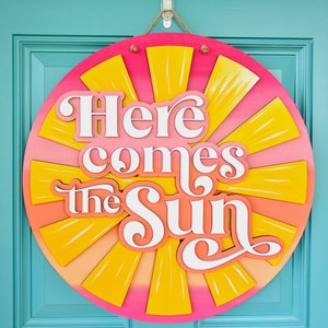 Here Comes the Sun Door Hanger | Summer Porch Decor | DIY Sunny Summer ...