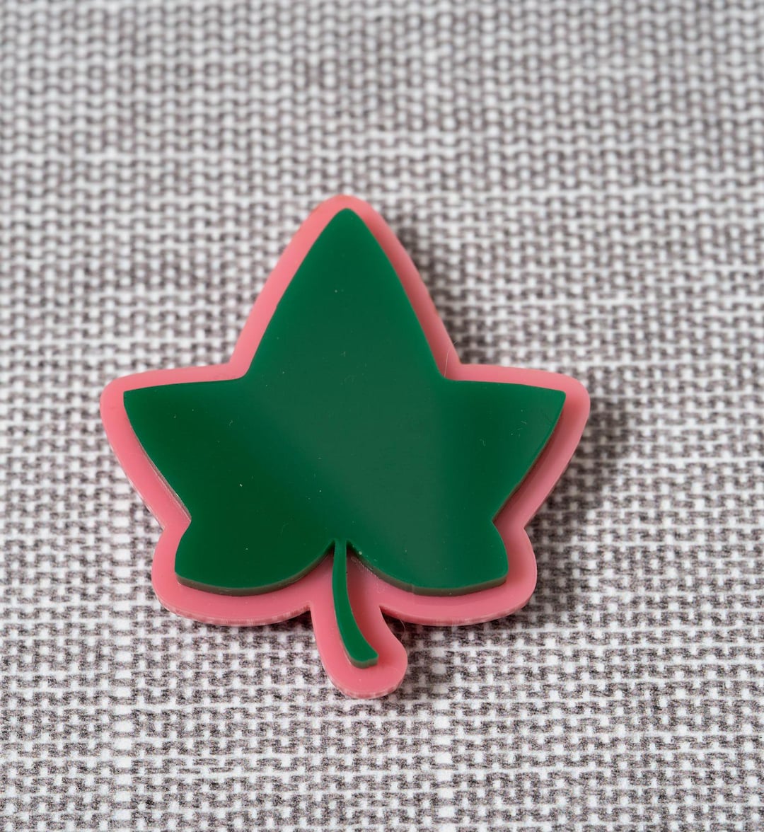 Alpha Kappa Alpha Ivy Pin | Badge | Lapel Pin | AKA Ivy Pin | Sorority ...
