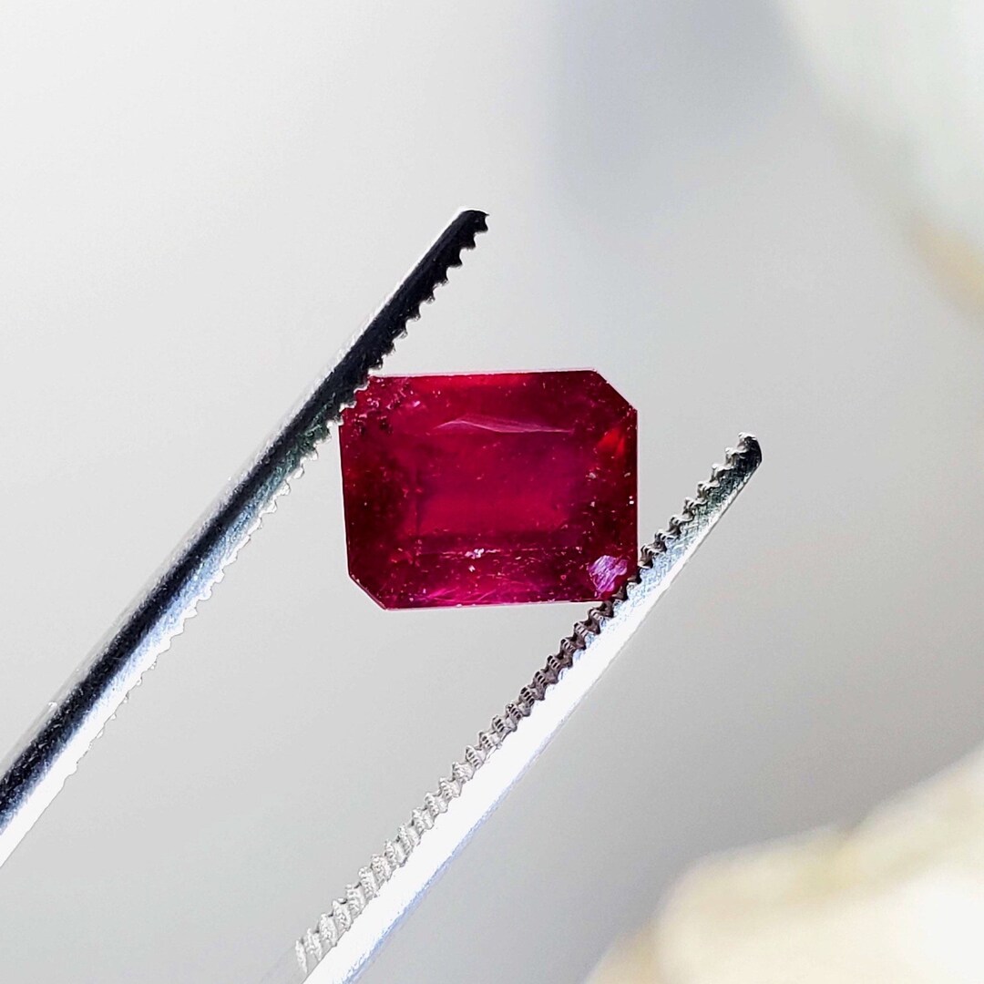 3.30ct Natural Ruby Fissure-filled 9x7mm Emerald Shape Step Cut Loose ...