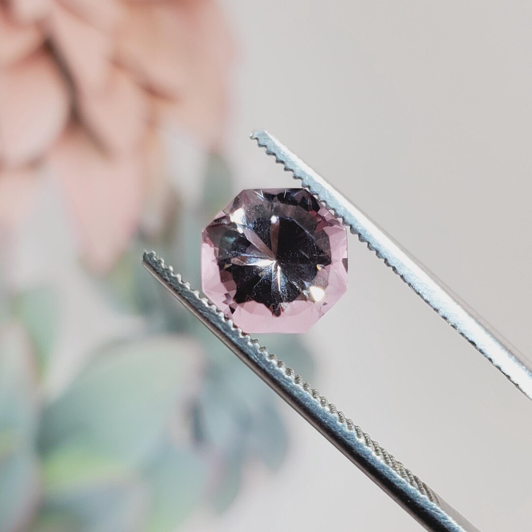 2.00ct Color-change Zandrite Pink to Green 8mm Octagonal Fancy Cut ...