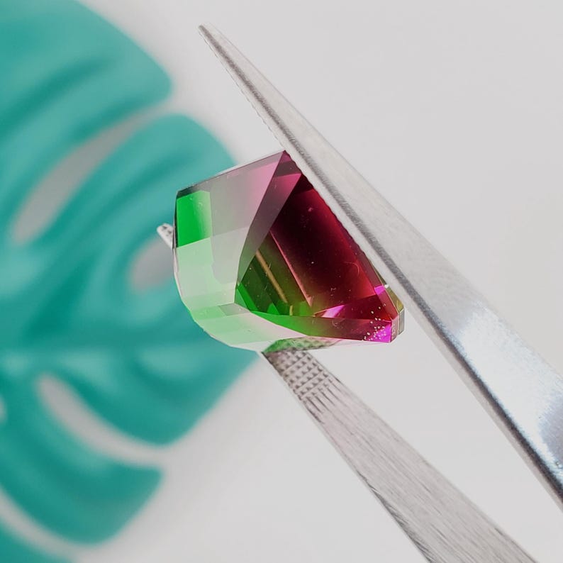 25.85ct Watermelon Colored Bi-color Quartz Triplet 20x15mm Emerald ...