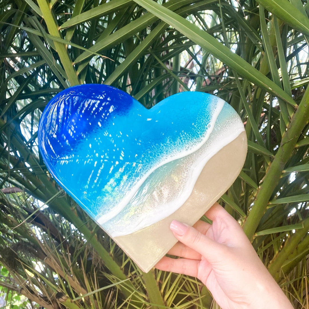 3D Resin Ocean Heart, 8” Resin Art, Round Resin Art, Heart Art, Beach ...