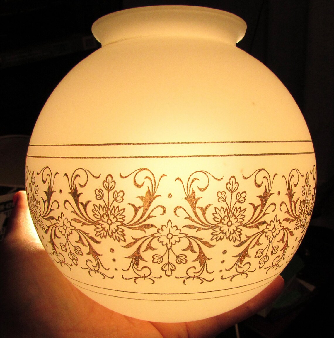 Beautiful Vtg Vianne Glass Shade, Ceiling & Lamps, Hand Blown Gold ...