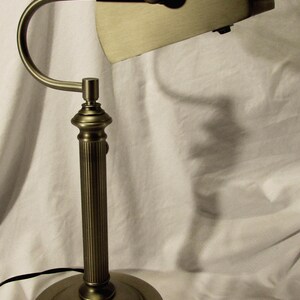 Verilux Princeton Desk Lamp, VD05, Full Spectrum Enhances Vision. Fully ...