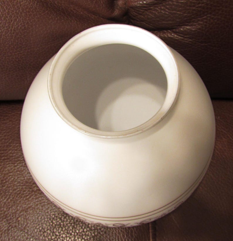 Beautiful Vtg Vianne Glass Shade, Ceiling & Lamps, Hand Blown Gold ...