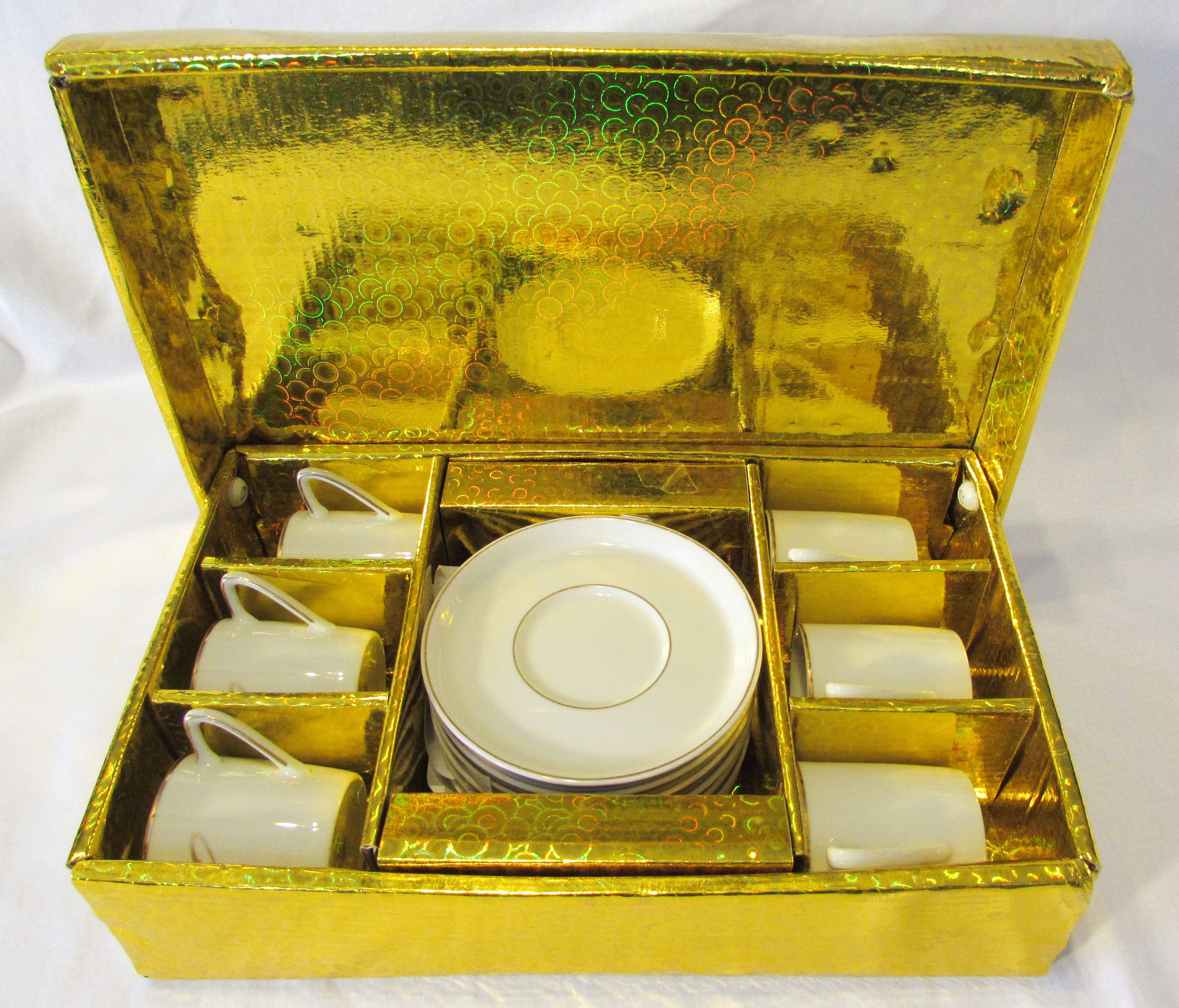 RARE Royal Crown Gold Box Gift Set 6 Demitasse Cups & 7 Saucers Gold ...